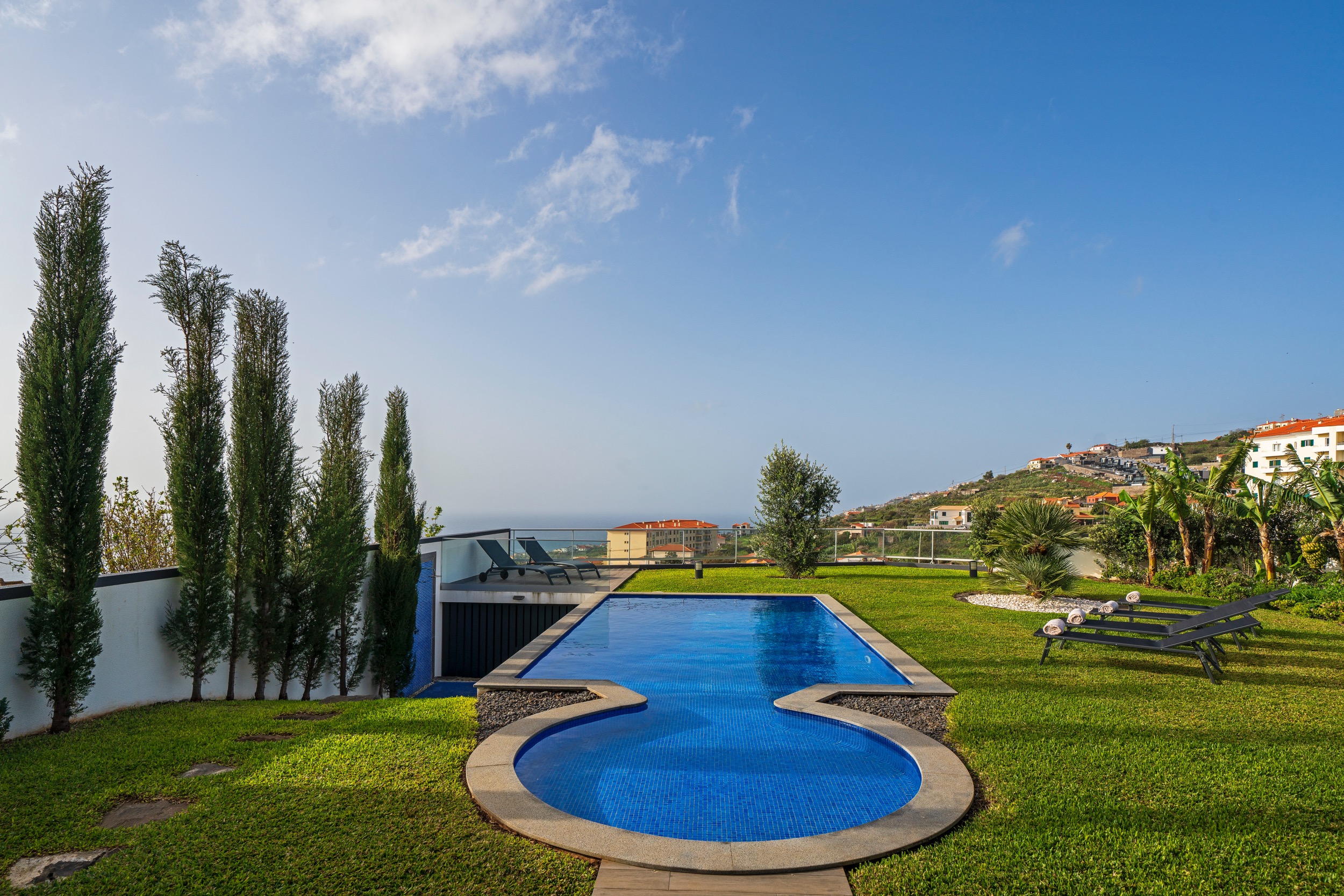 Contemporary villa in Madeira on one floor with pool and amazing sea views